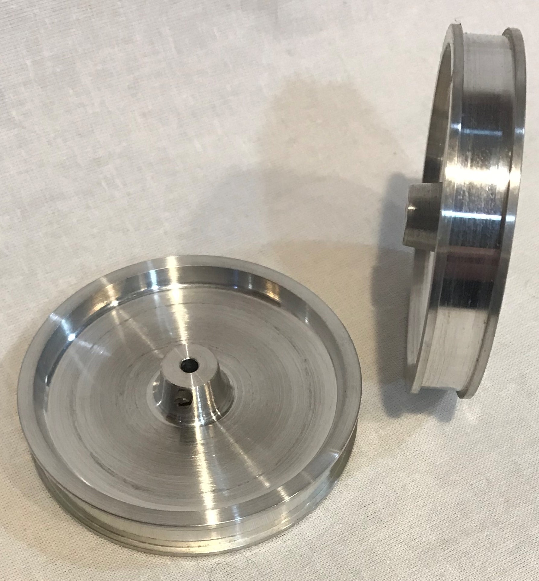 Edison Cylinder Lower Belt Pulley 2099 – The Phonograph Shop