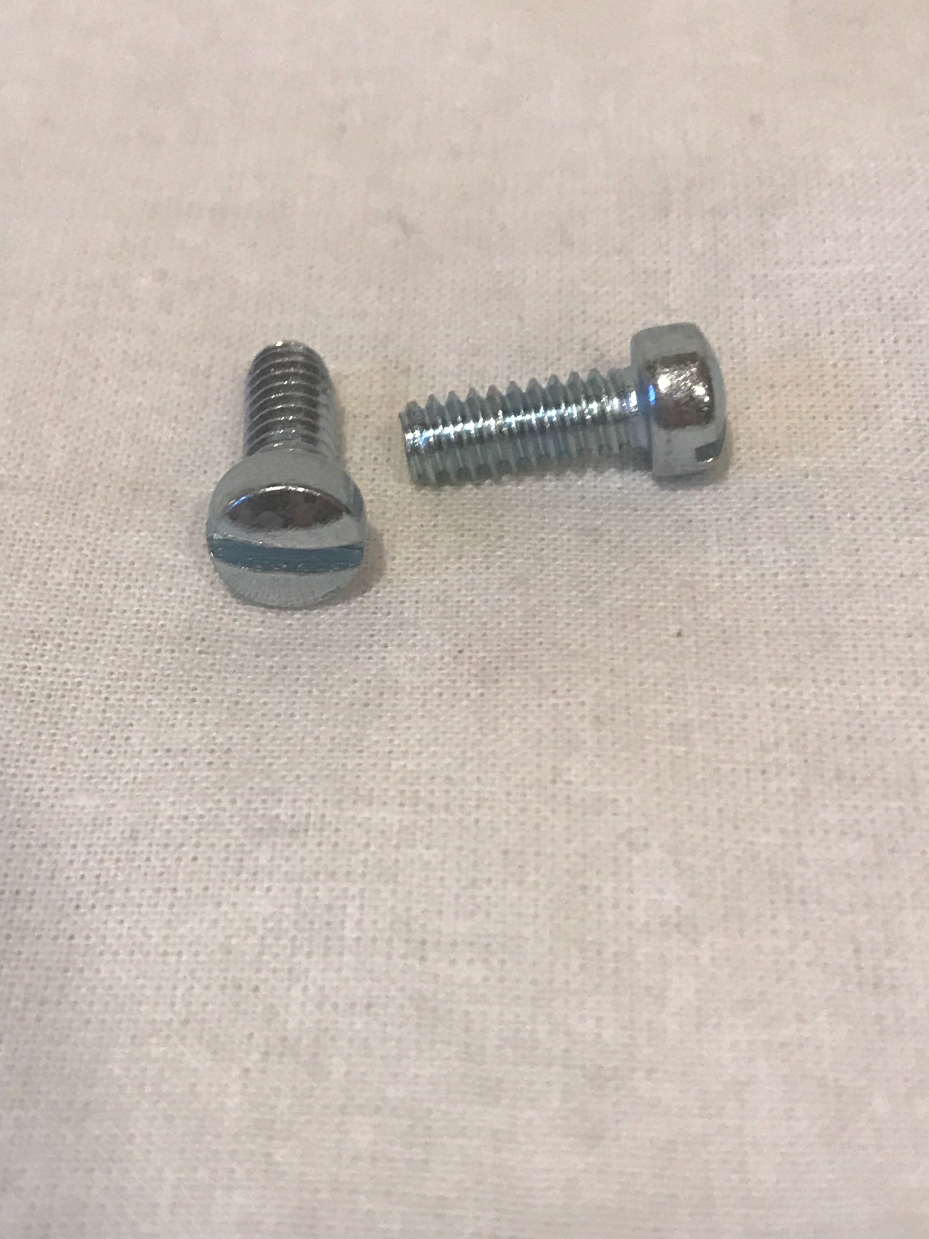 Victor Spring Barrel Arbor Bracket Screw – The Phonograph Shop